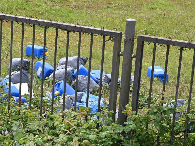 Ik huil zachtjes op mijn VanMoof-fiets met een roltoeter in mijn mond ...