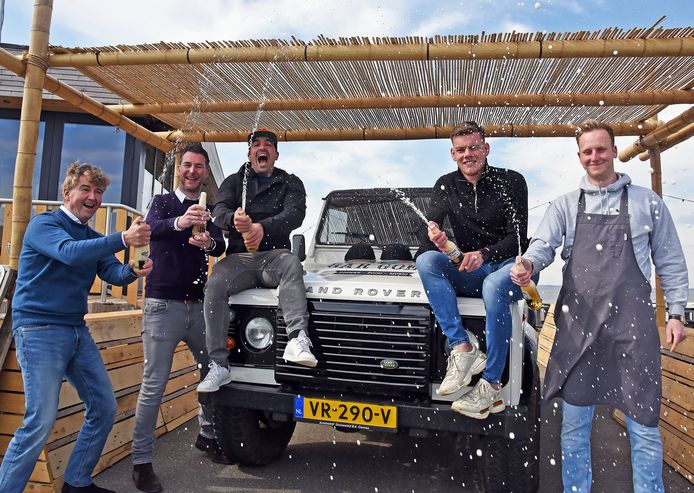 Bar Goed staat klaar om het terras te openen. Nu het kabinet nog ...