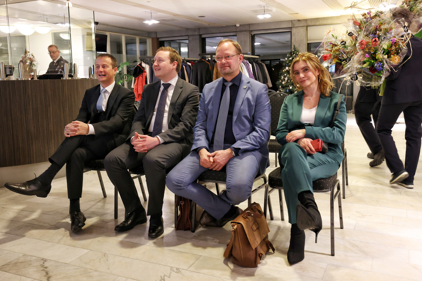 Kritiek op college Voorne aan Zee: dit is een valse start | Foto | AD.nl