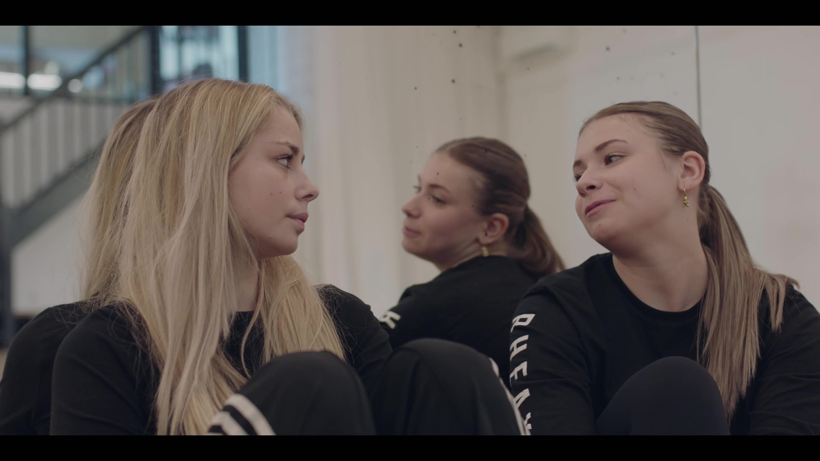 Stien Edlund verovert TikTok met haar 5,6 miljoen volgers: “Een post? Daar kan je makkelijk 500 ...