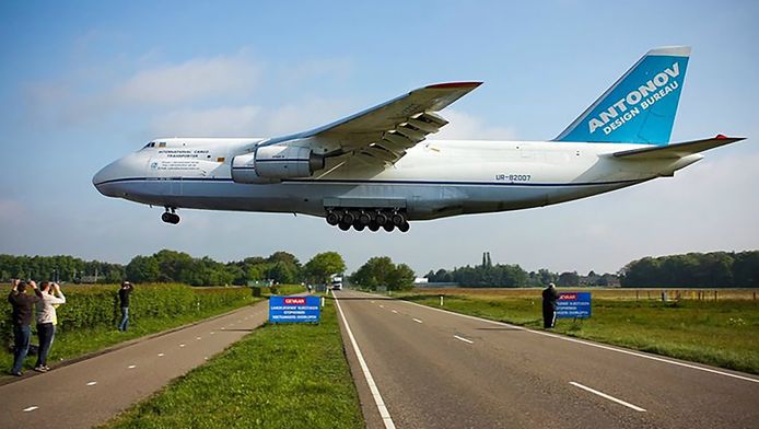 Spotters bij vliegbasis Gilze-Rijen schuiven een stukje op | Gilze en ...