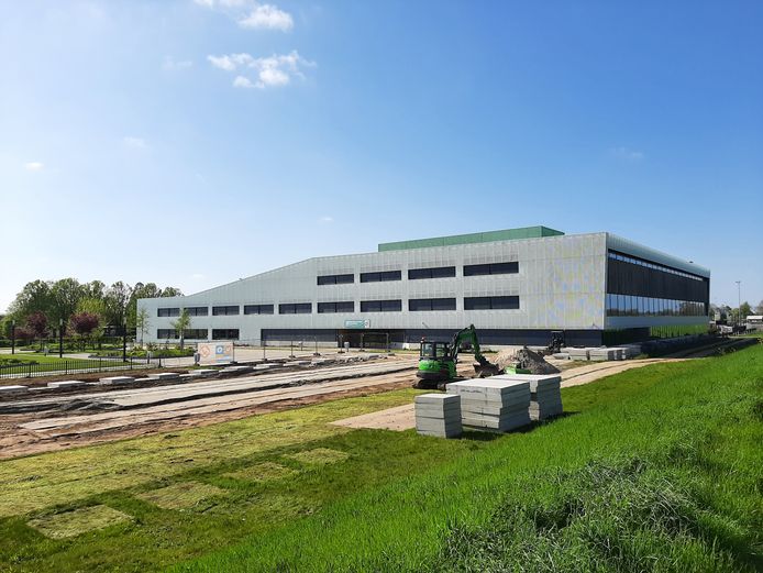 Merletcollege Cuijk groeit uit jasje: deel schoolplein opgeofferd voor ...