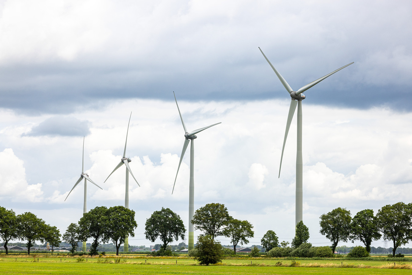 Werkgevers regio mengen zich in discussie over aantal windmolens langs ...