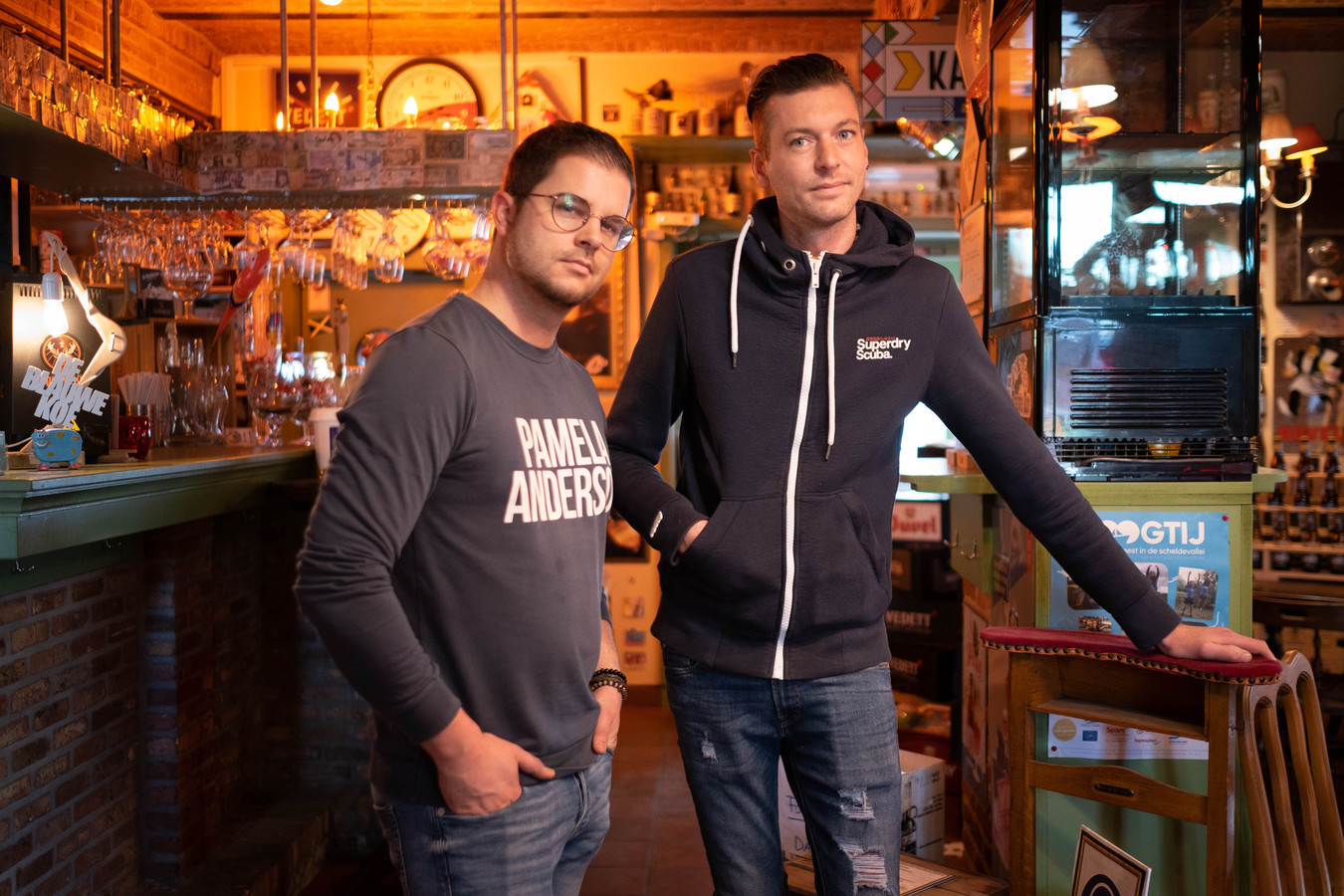 Tim en Stijn sluiten deuren van bekende horecazaak De Blauwe Koe: “We ...
