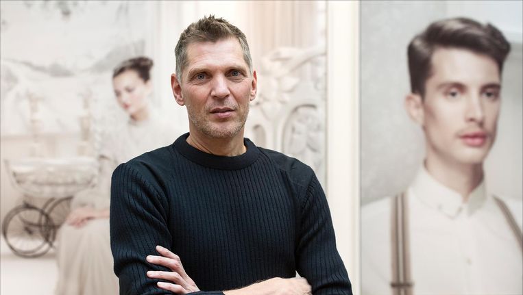 Erwin Olaf schenkt Rijks bijna 500 werken | Het Parool