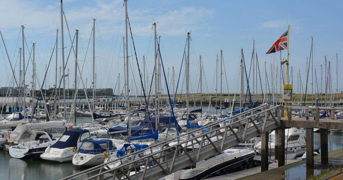 Vluchteling (21) steelt boot in Nieuwpoortse jachthaven: “Ik wil naar ...