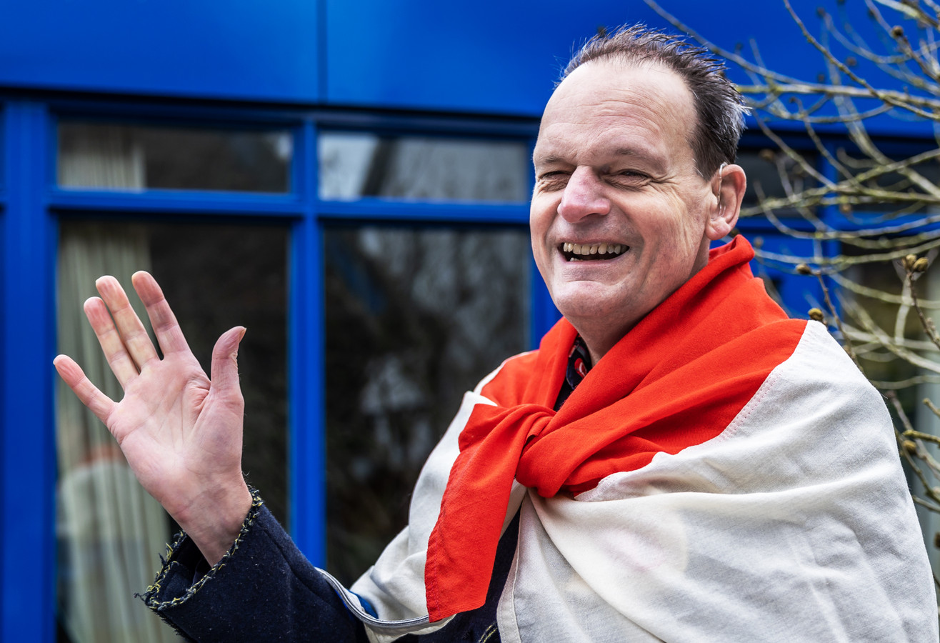 Vincent Bijlo gaat 2022 te lijf: ‘Als we op onze kop gaan staan, hangen ...