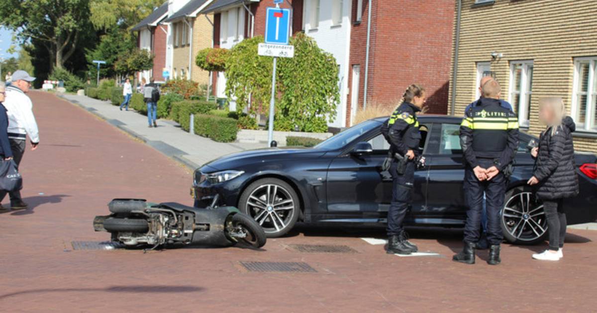'Niemand stopt voor haaientanden kruispunt Koningin Julianaweg ...