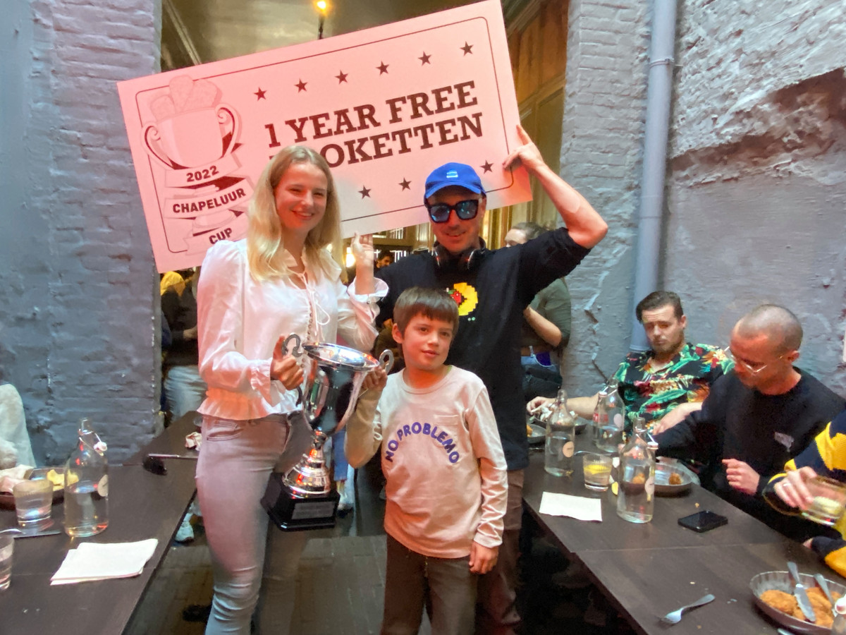 Jarige Amber en Koen eten de meeste kaaskroketten op Nationale ...