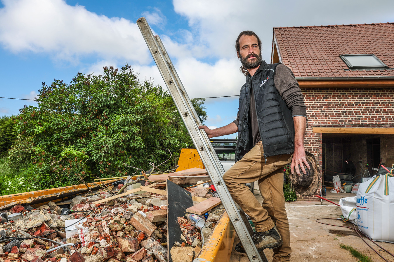 Aannemer berekent échte prijs voor renovaties in ‘Blind gekocht’ en ...