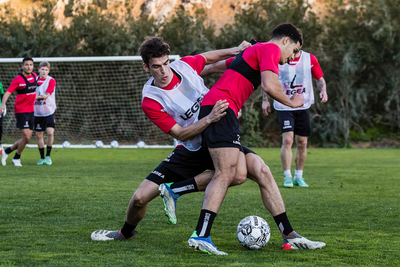 Loopt NEC’er Cas Odenthal die alles speelde komende zomer gratis de ...