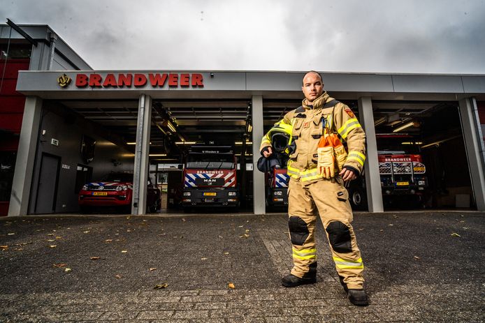 Laszlo (28) is brandweerman: 'Mensen rennen úit een brandend gebouw ...