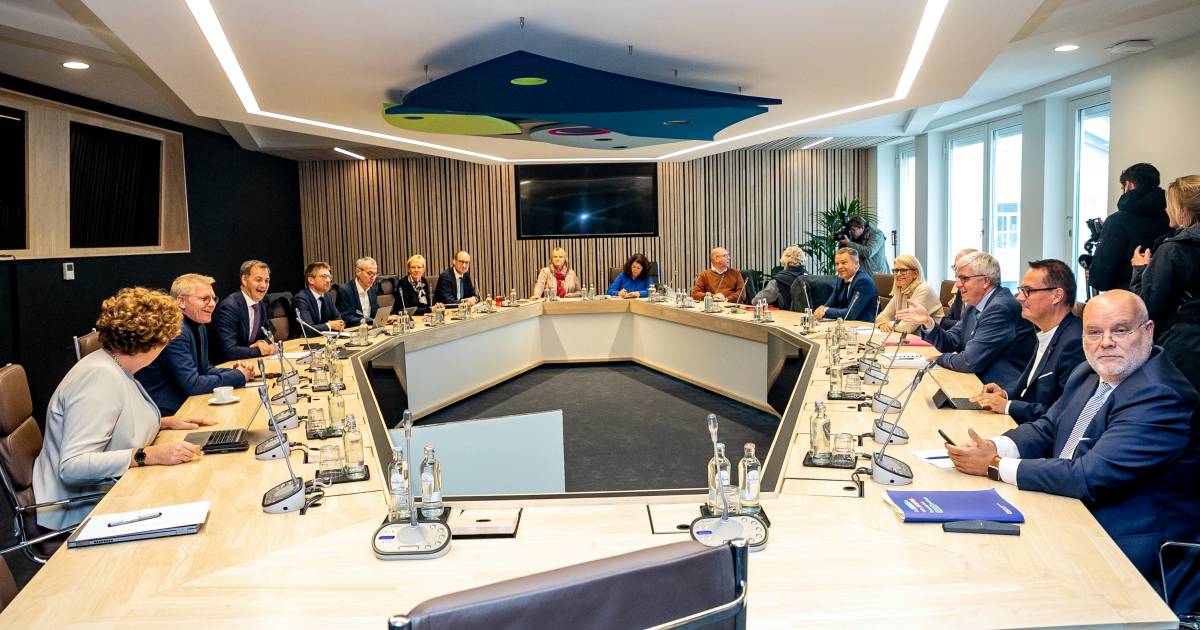 Vakbonden en werkgevers naderen akkoord over belangrijke sociale ... Vakbonden en werkgevers naderen akkoord over belangrijke sociale ...
