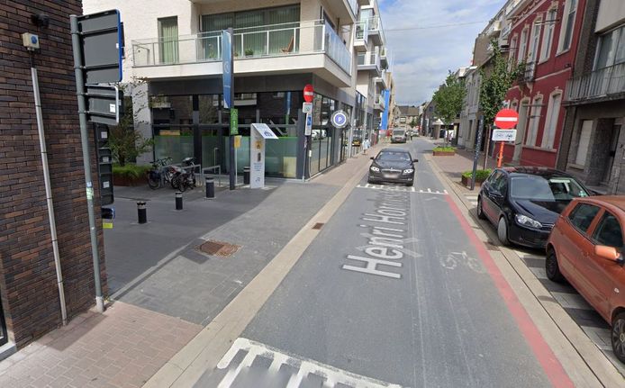 Tijdelijk tweerichtingsverkeer in H. Horriestraat door rioolaansluiting ...