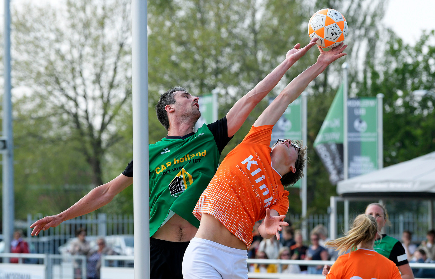 Eén week na zaaltoppers staan Sporting Delta en Oranje Wit al in ...