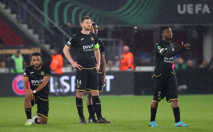 Nederlandse pers snoeihard voor Anderlecht na Europese blamage ...