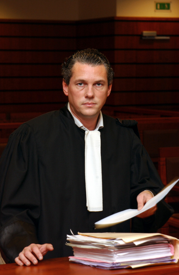 VERMOORD OM HET GELD. De zaak-Ludo Voortmans: hij maakt hem af voor 200 ...