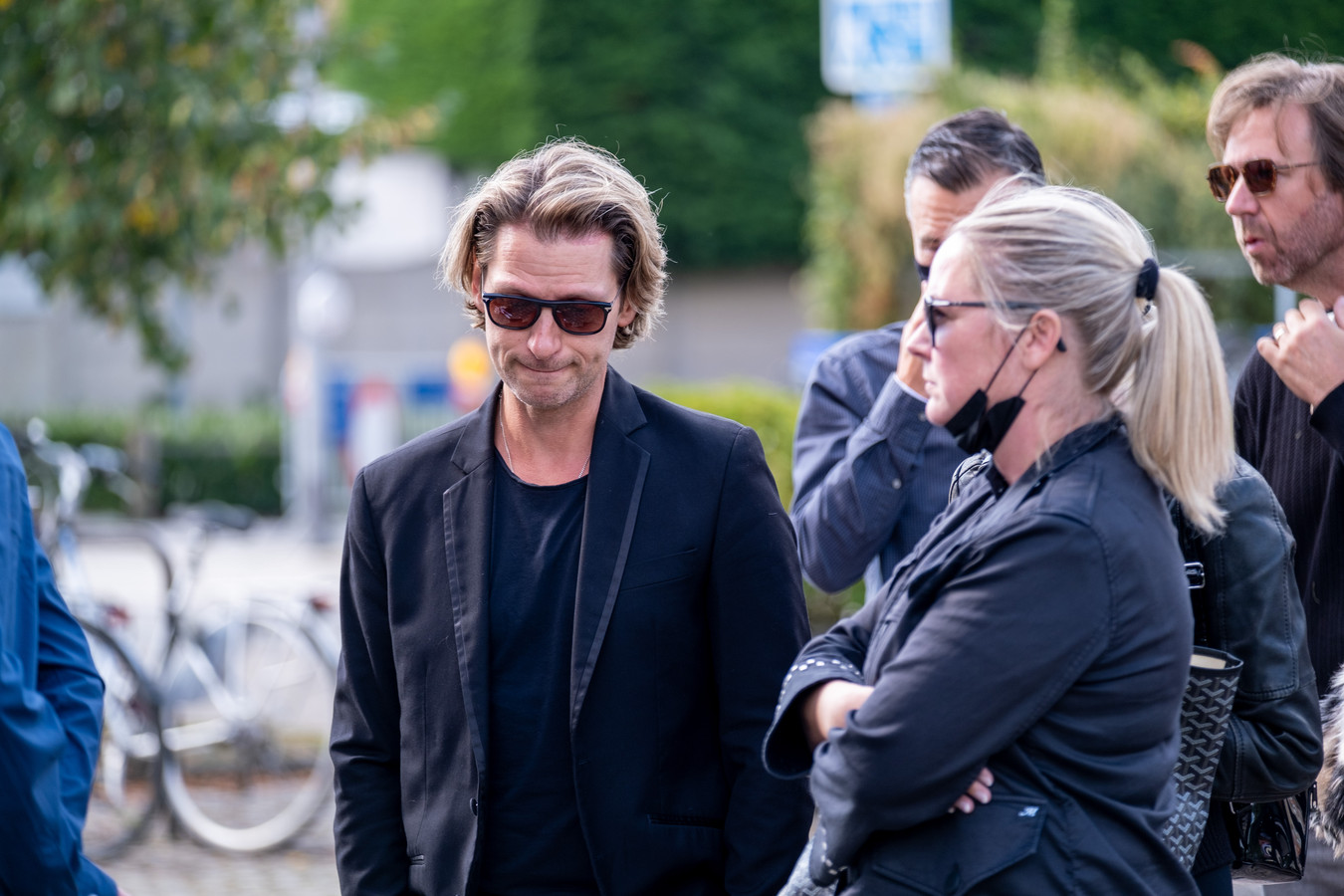 Vlaamse showbizz neemt afscheid van componist Stefaan Fernande: “De ...