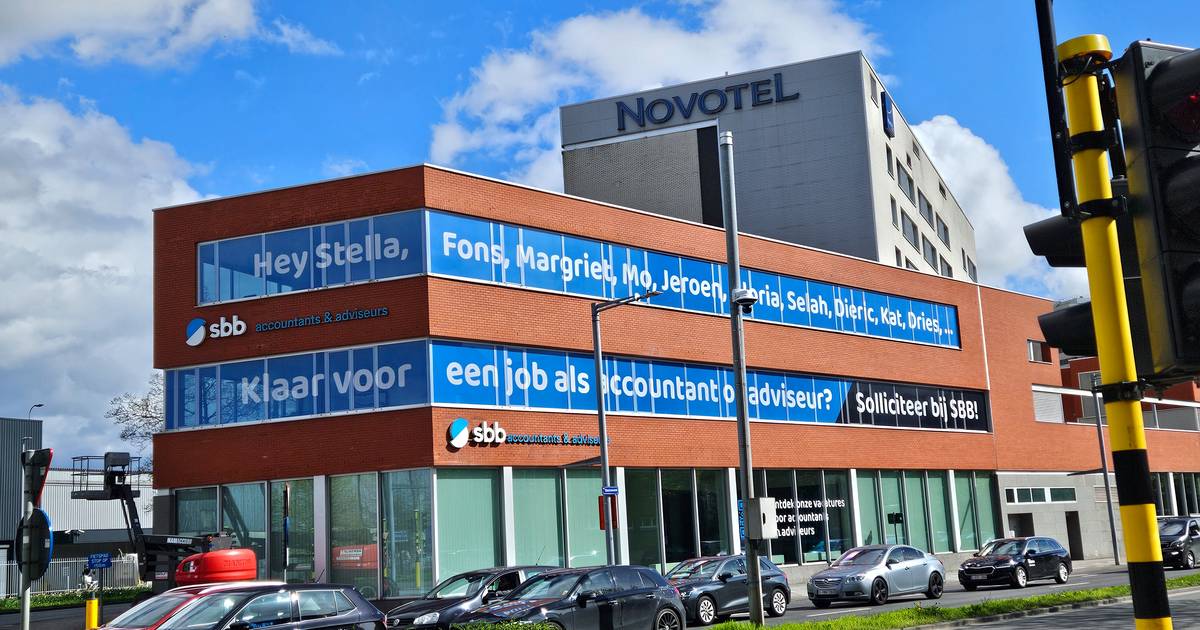 “Hey Stella, Fons, Margriet en Mo”: SBB Accountants pakt uit met ...