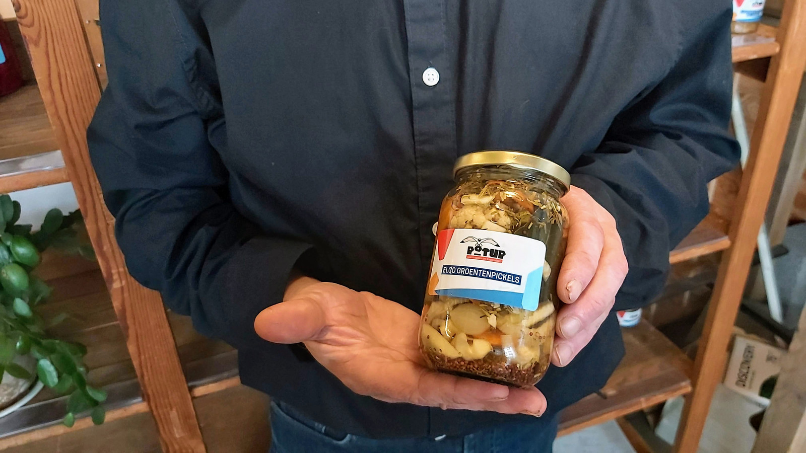 Tien Oostendenaars gaan met POT Up voedselverspilling tegen: “Ik heb ...