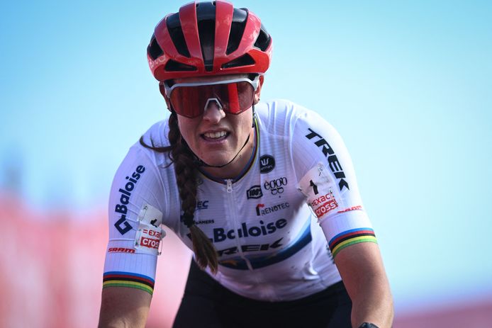 Lucinda Brand heeft eerste zege in het veld te pakken | Wielrennen | AD.nl