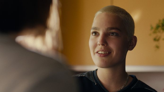 Non-binaire Ferre van den Broeck straalt als Niko in ‘2DEZIT’: “Maar ik zie mezelf ook zeer ...