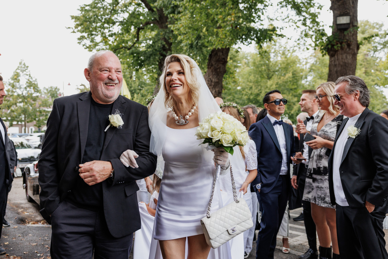 Tanja Dexters is officieel in het huwelijksbootje gestapt met ‘haar ...