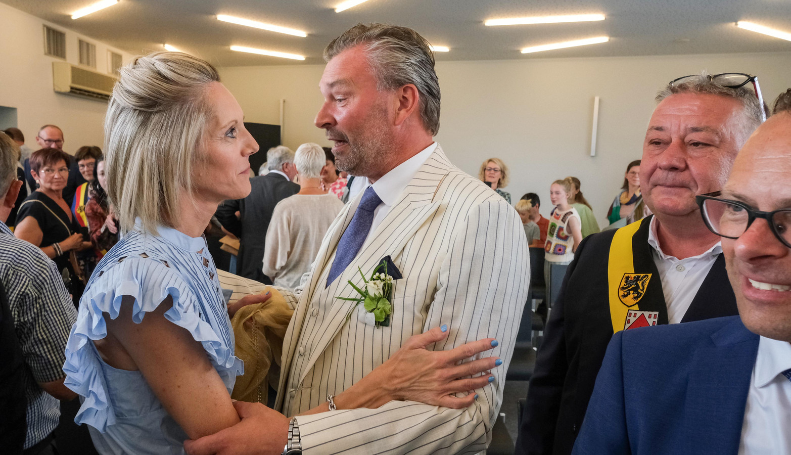 Burgemeester Claude Croes gehuwd met zijn Evelyne: “Mooi hoeveel ...