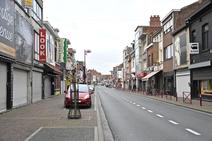 Achttien maanden cel voor mensenhandel in bakkerij in Menen | Menen ...