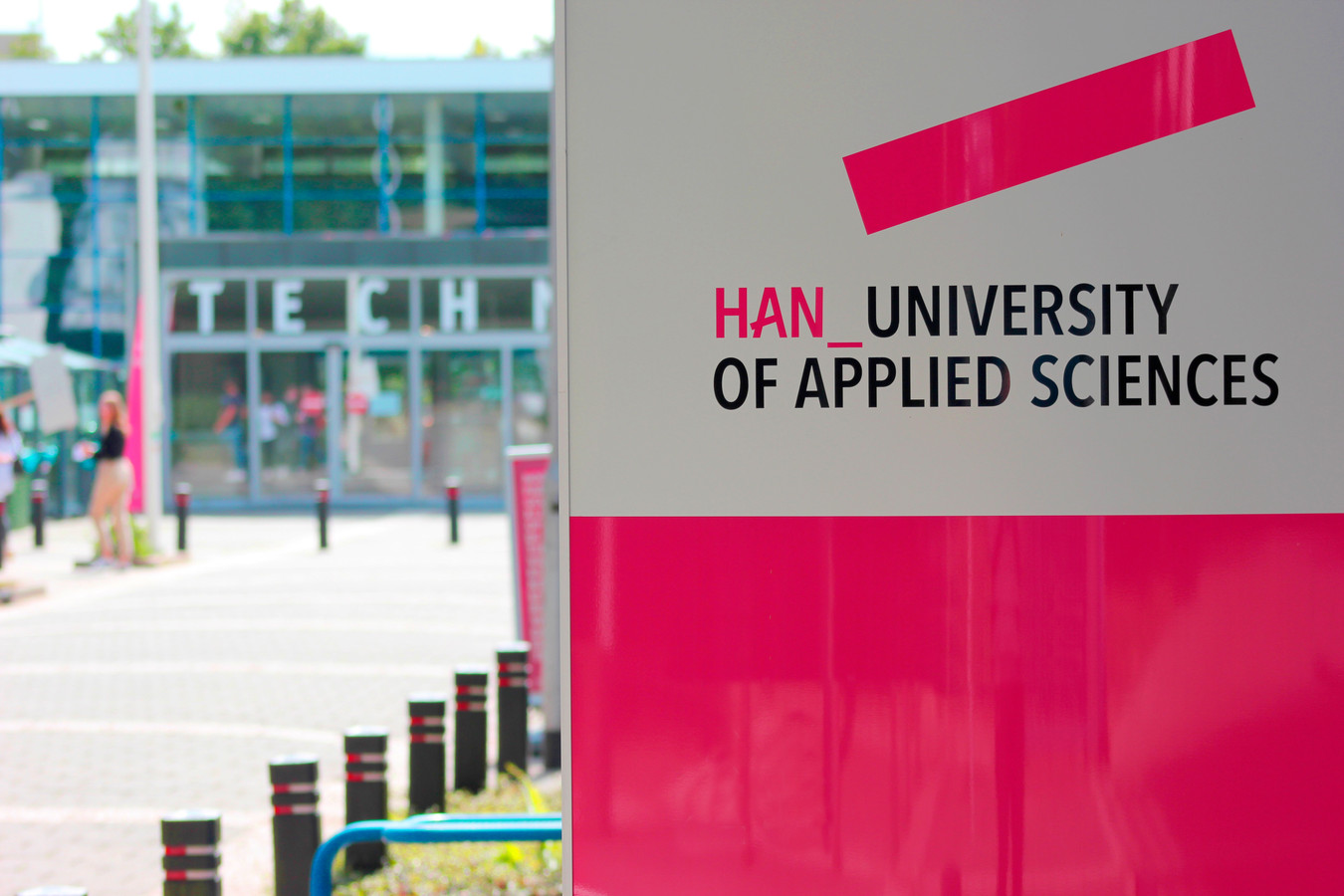 Hacker HAN gooit privégegevens medewerkers en studenten op straat omdat ...