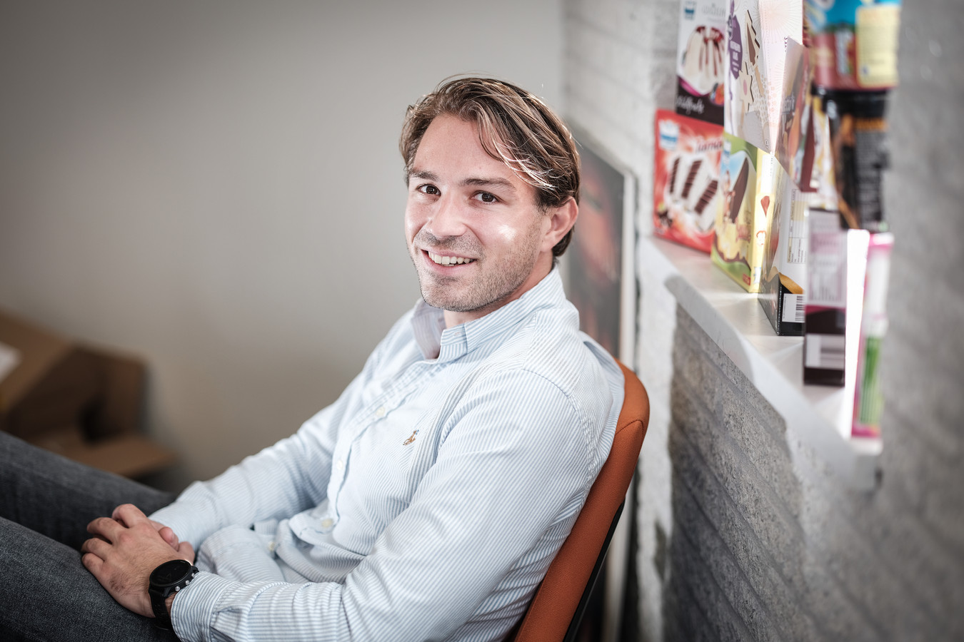 Simone verloor de strijd tegen anorexia, haar broer keert nu terug op ...