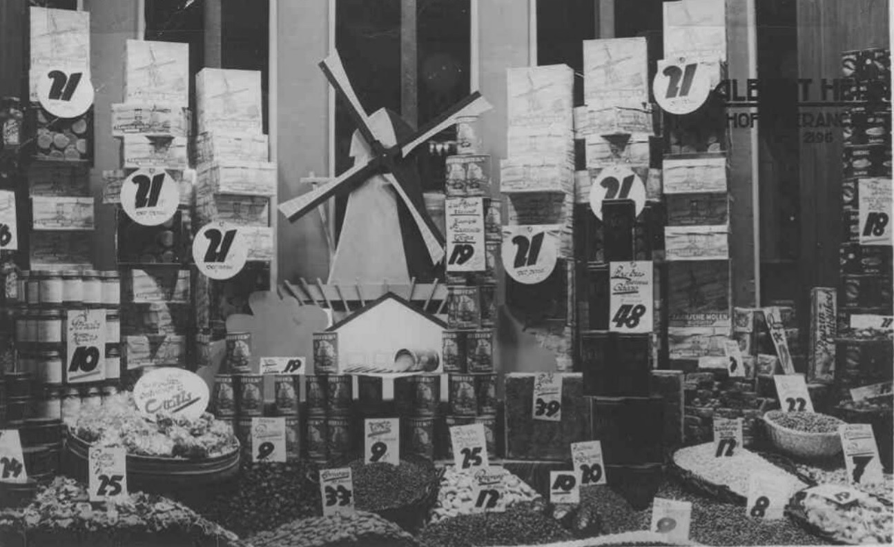 Terug In De Tijd In De Burchtstraat Zat Vroeger Een Albert Heijn Foto Adnl