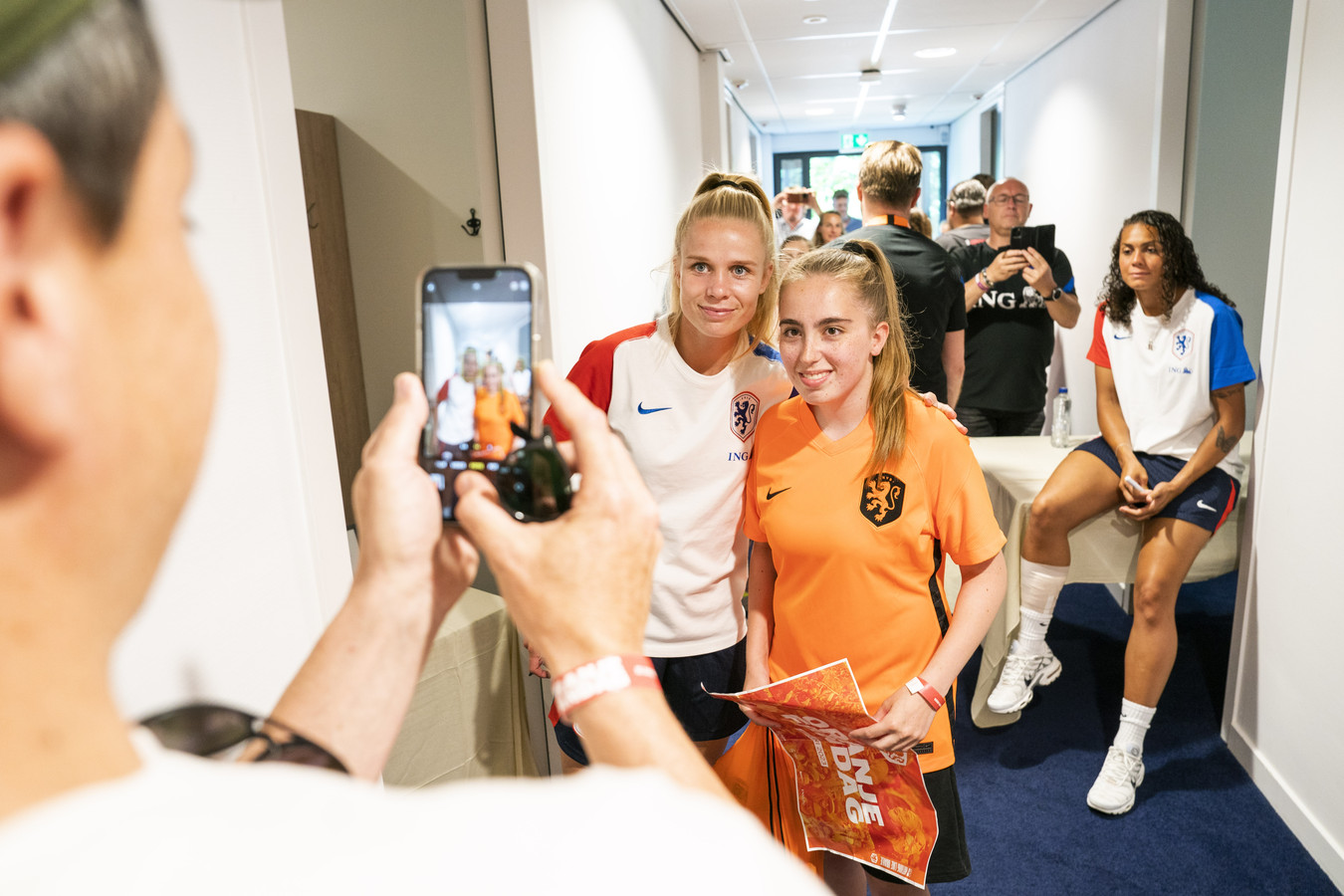 Na Besloten Oefenduel Gooien Oranje Leeuwinnen Alsnog Deuren Open