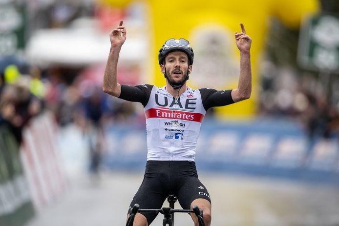 Adam Yates neemt met dubbelslag in Koninginnenrit Ronde van Romandië ...