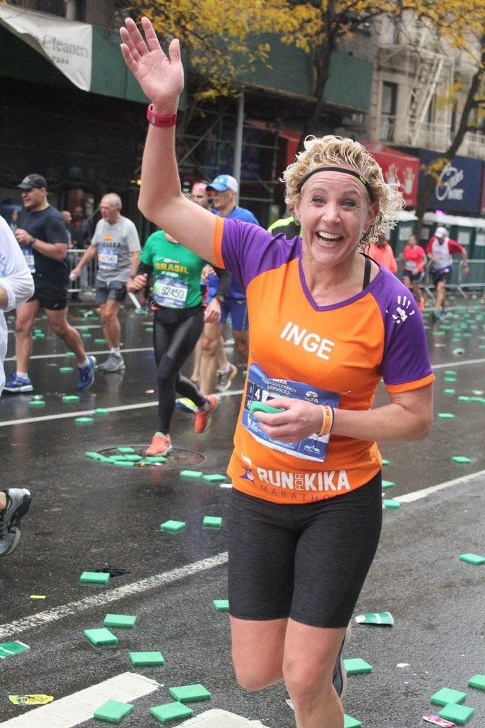 Vrolijke Inge van Bijnen (1975-2022) overleed plotseling én veel te vroeg, maar leefde voor twee ...