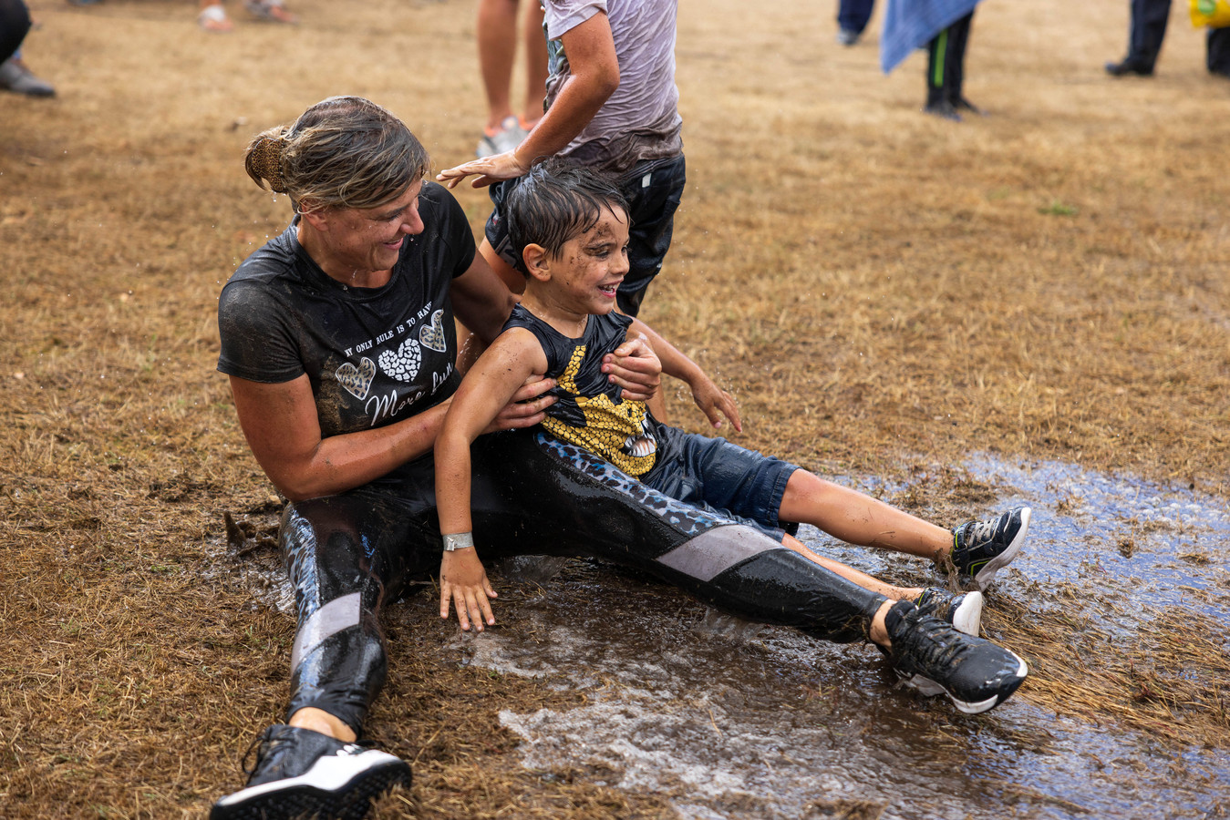 Muddy Kids Run slaat zeker geen modderfiguur: ‘Het is zó fijn om lekker ...