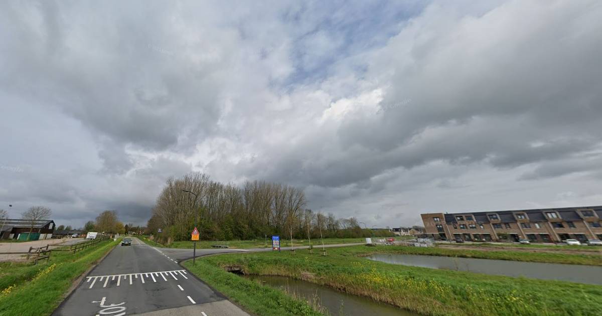 Onderzoek naar veilig fietspad langs een deel van De Roef in Sleeuwijk | Altena | bd.nl