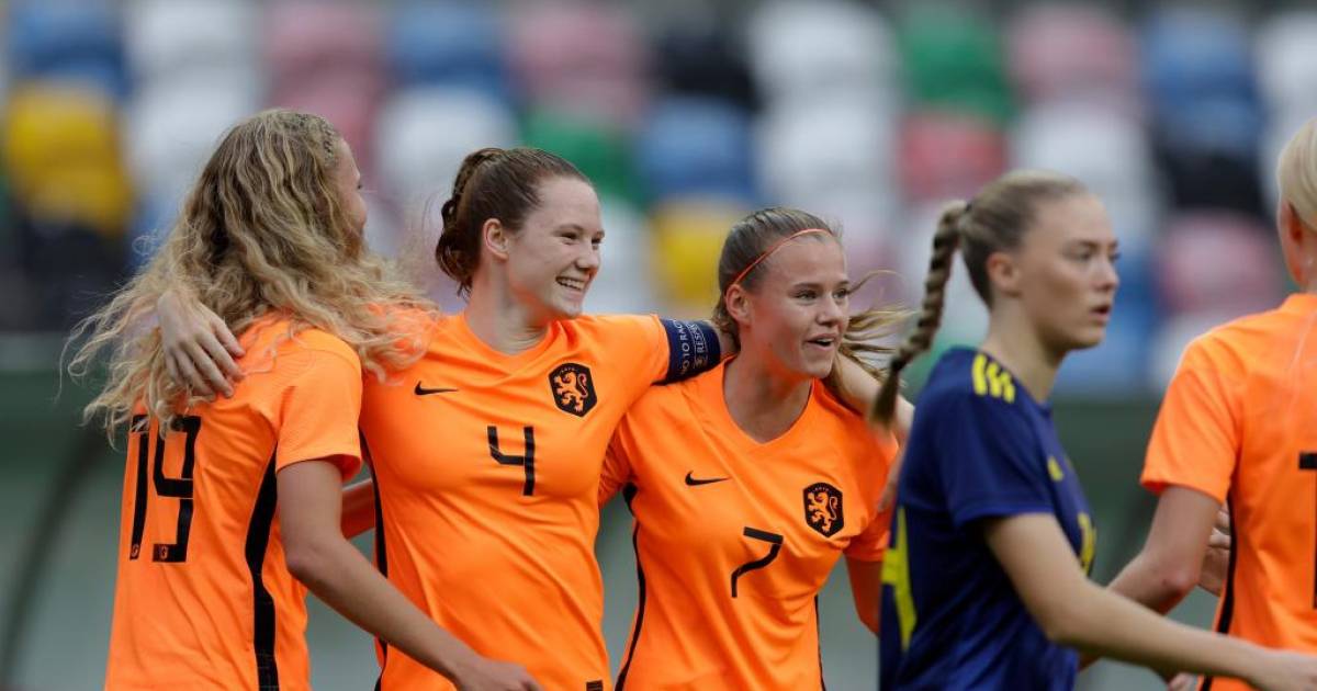 Huissense Aniek Janssen scoort opnieuw voor superieur Oranje O17 ...