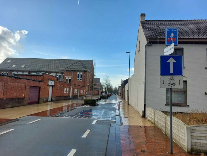 Waarschoot start proefproject met schoolstraat: “Te veel chaos en ...