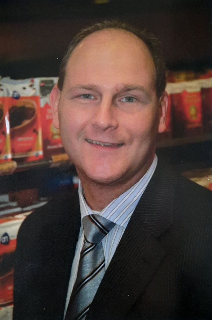 Nijkerkse supermarktmagnaat Edward (1970 - 2022) kreeg een erehaag van ...