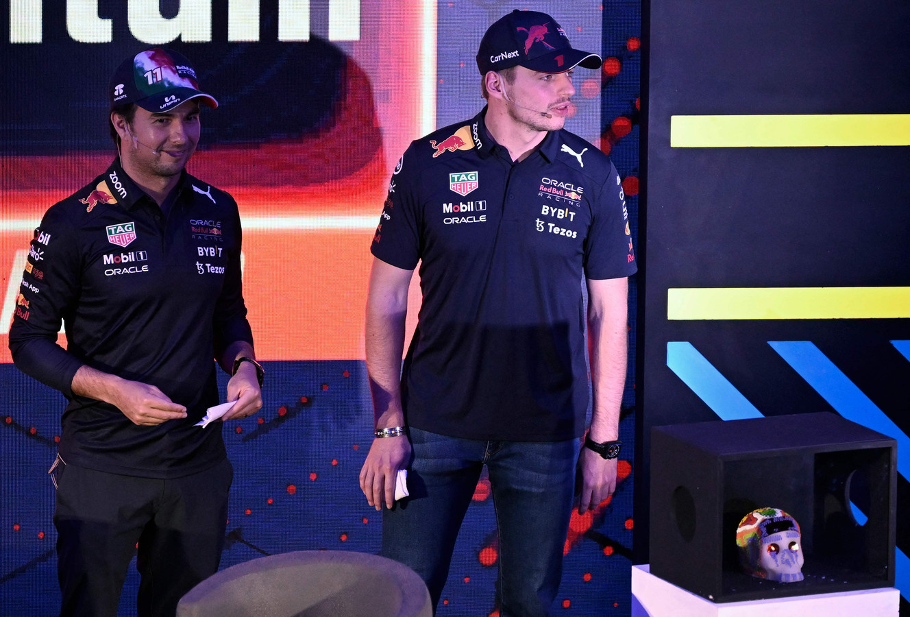 Sergio Pérez wil in Mexico even uit schaduw Max Verstappen stappen ...