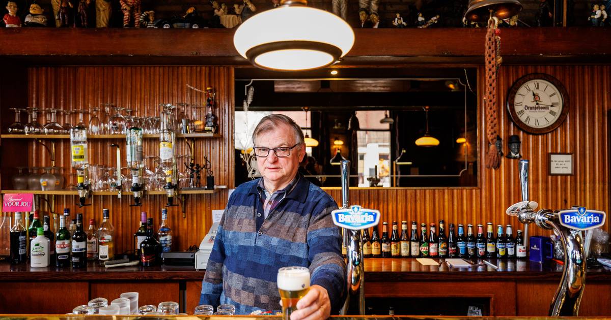Ook bij bruin café Bierings gaat het licht uit: ‘Mensen lunchen liever ...