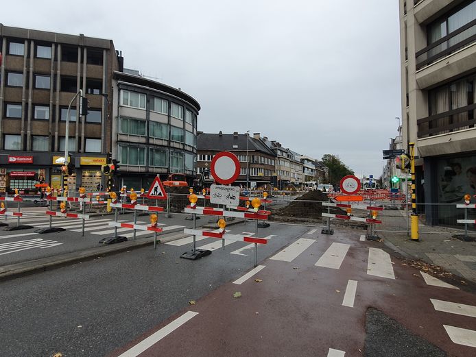 Werkzaamheden tussen Grote Markt en Parklaan gestart: twee weken geen doorgaand verkeer meer ...