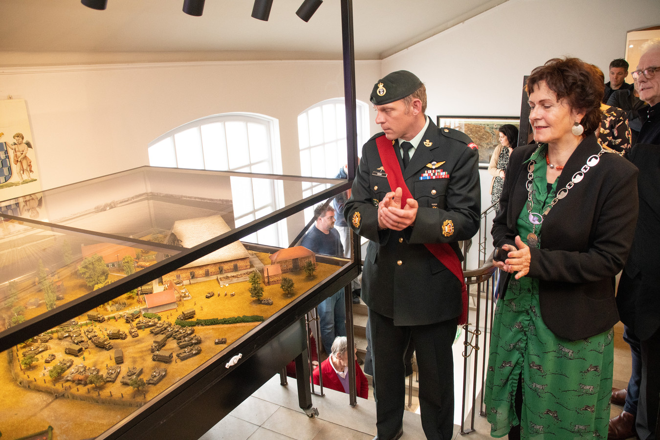 Maquette van ontplofte boerderij aan de Isabellaweg is een ‘manier om ...