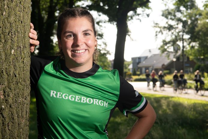 Gesterkt door meevallers start Aniek Mars uit Raalte op Triathlon ...