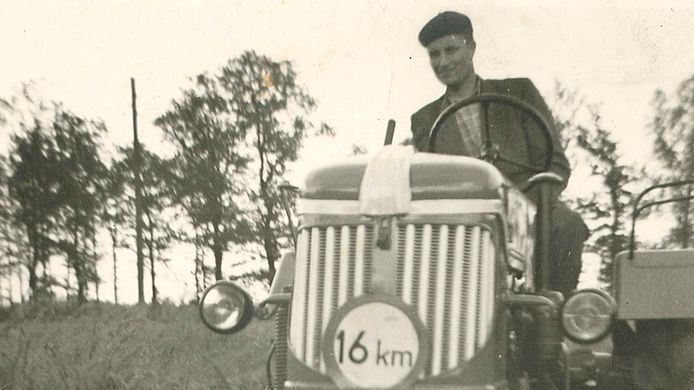 60-jarig Loonbedrijf Postel in Tilligte van alle markten thuis ...