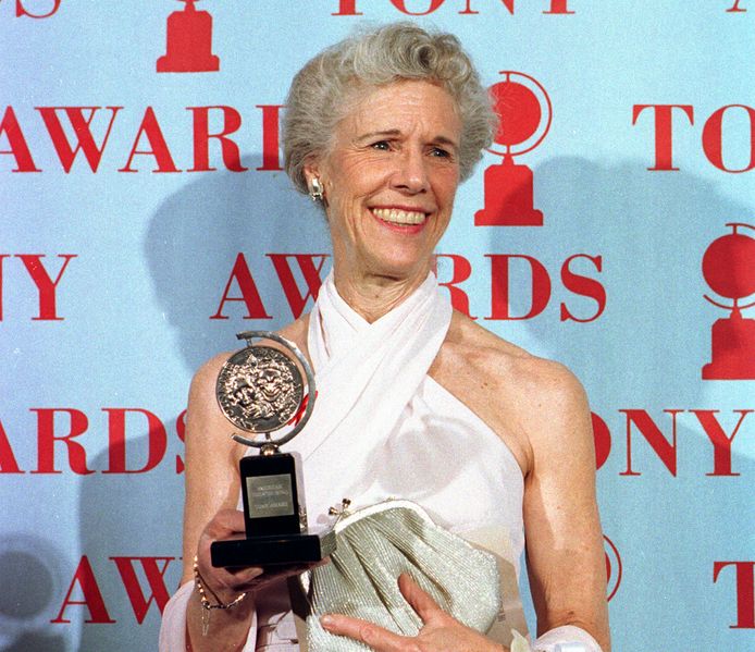 Actrice Frances Sternhagen Bunny Macdougal In Sex And The City Op 93