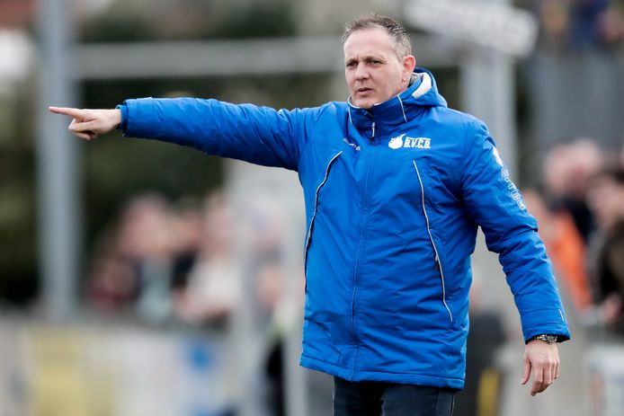 Oud-prof Dick Boereboom stelt BVCB teleur en gaat volgend seizoen aan ...