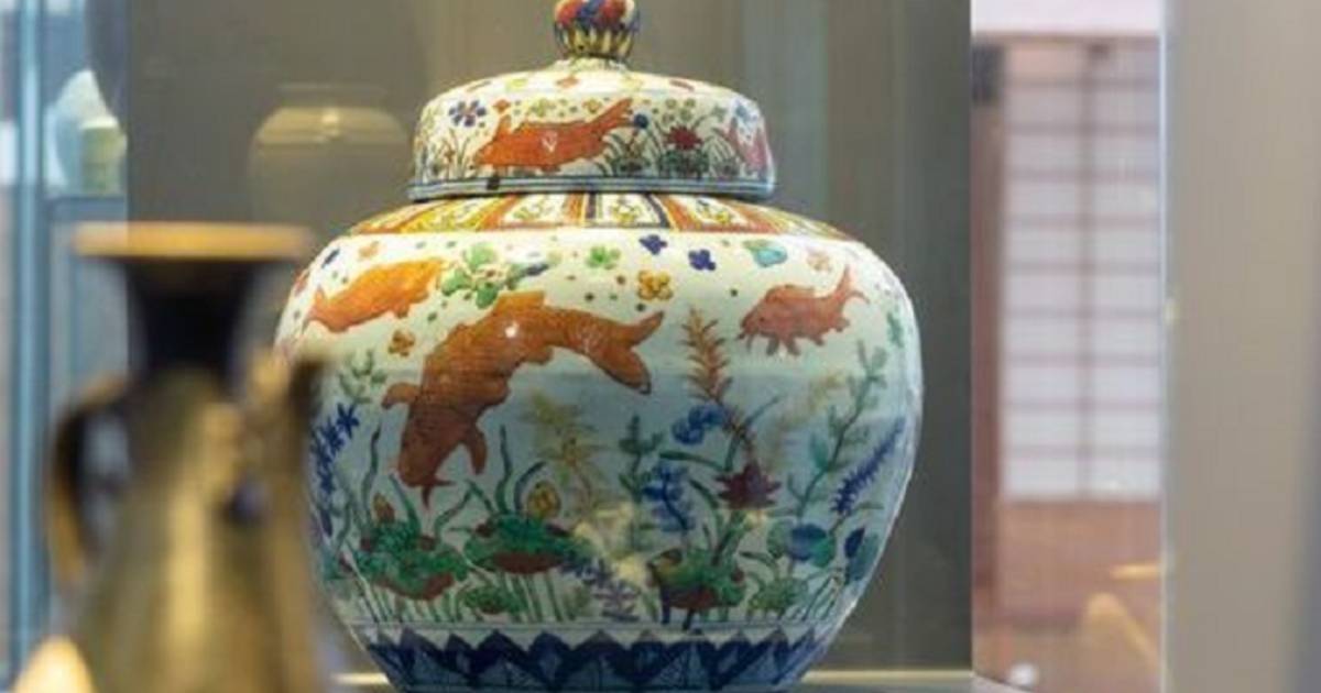 Chinese Ming-vaas die werd gestolen uit Waals museum is weer terecht ...