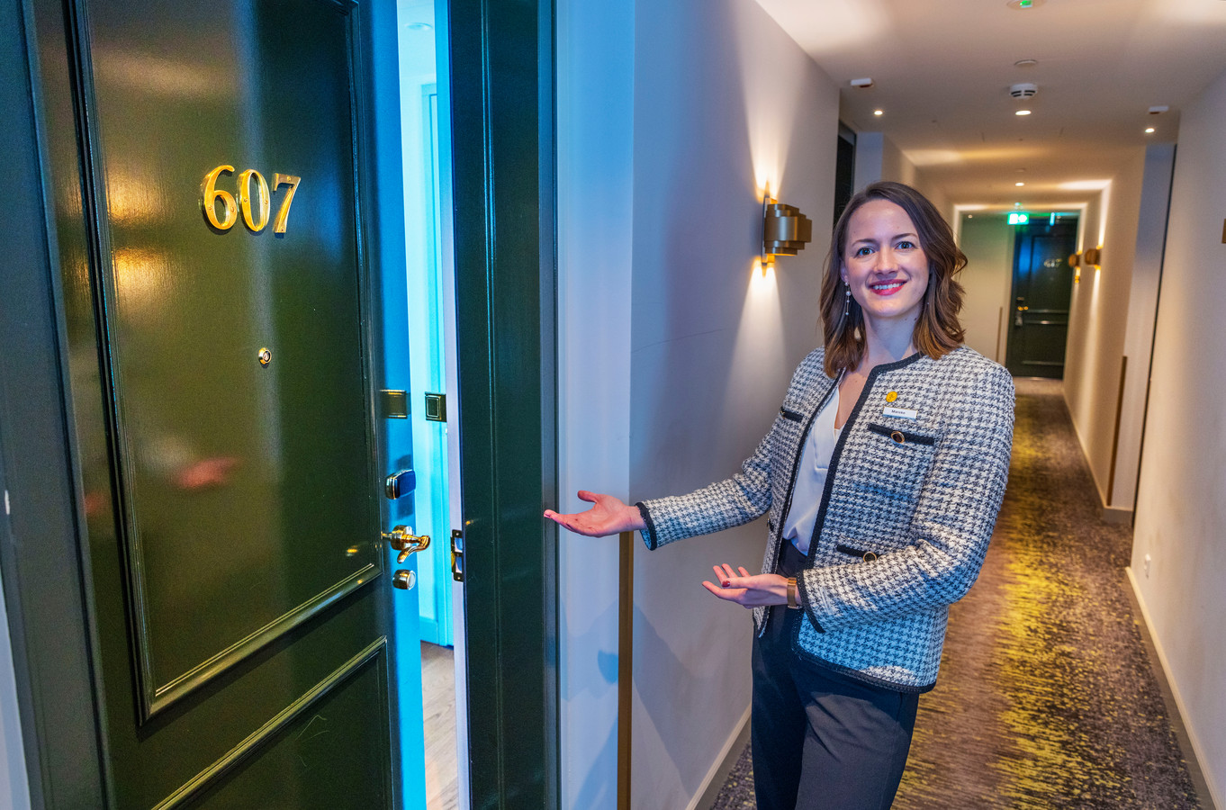 Dakloze Timon slaapt al vijf maanden in dit viersterrenhotel: ‘Heel ...